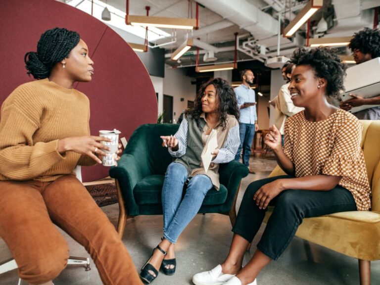 7 Rules to Effective Communication as a Leader | Strategy People ...